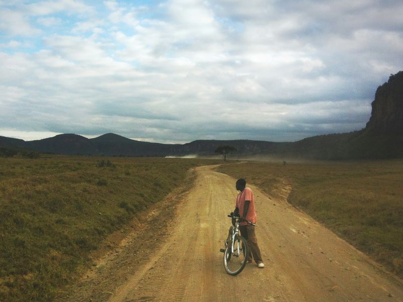 Cyclisme dans le parc national de Hell's Gate Kenya