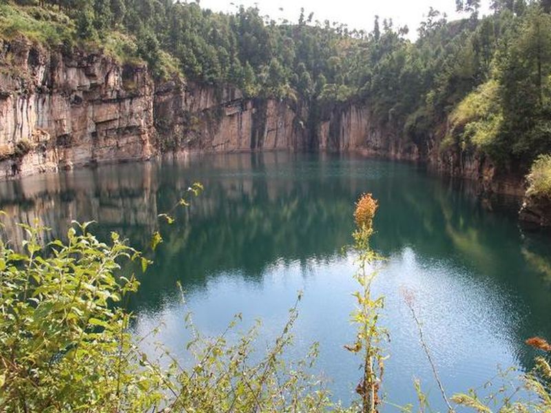 Lac de cratère du volcan Tritriva à Antsirabe, Madagascar