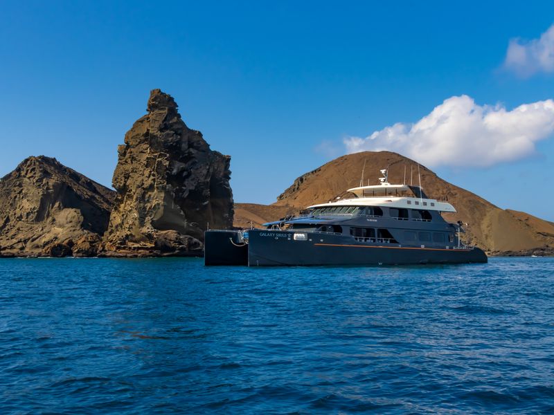 Galaxy Sirius Galapagos Cruise | Galapatours