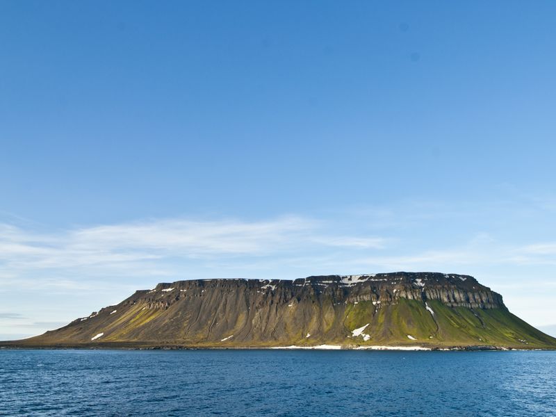 Northbrook Island | Polartours